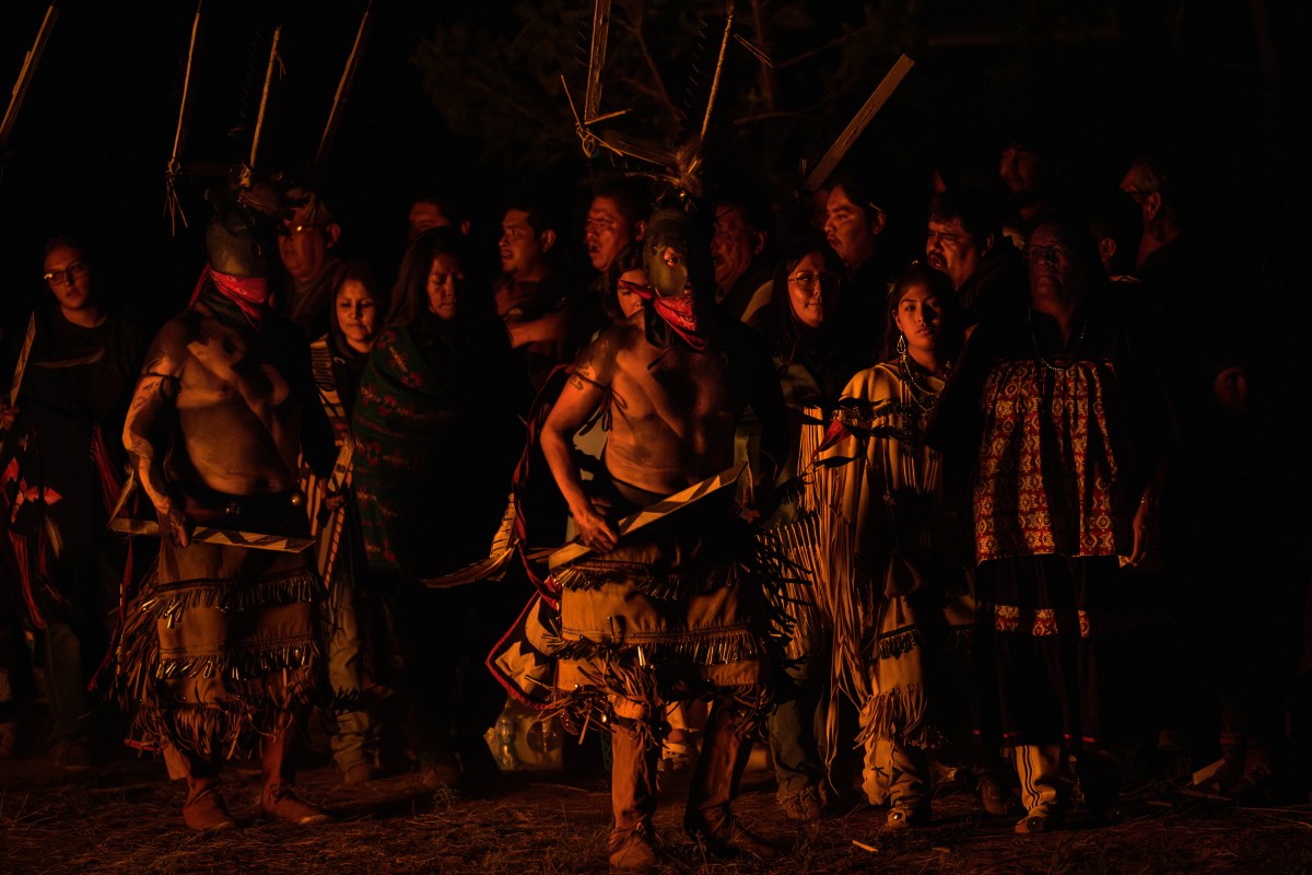 An Apache ceremony for the ages | Searchlight New Mexico