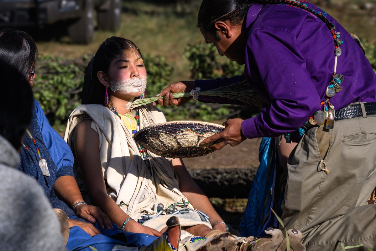 An Apache ceremony for the ages | Searchlight New Mexico